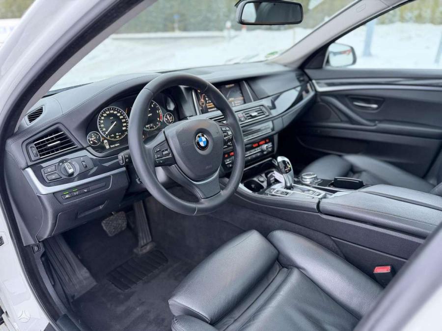 White BMW 530 2014 in Vilnius, with an engine capacity of 2.99 L and mileage of 265 thousand km for 12299 €, photo 15 on AUTOMOTO.COM.LV