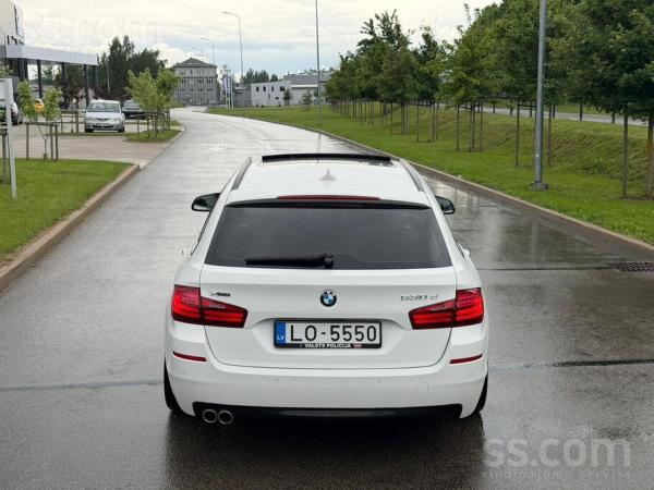 Balts BMW 530 2014 Rīga, ar dzinēja tilpumu 3.00 L un nobraukumu 262 tūkst. km par 13499 €, foto 3 vietnē AUTOMOTO.COM.LV