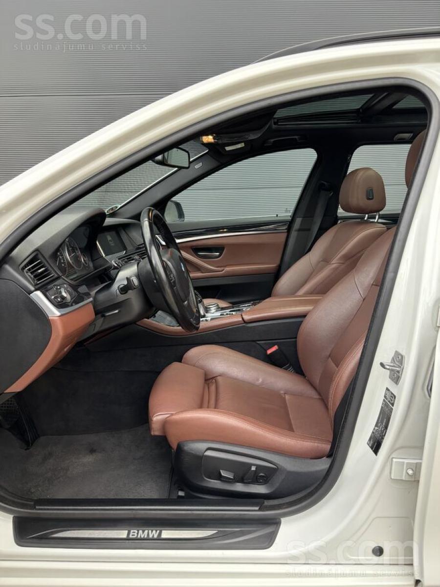 Balts BMW 530 2014 Rīga, ar dzinēja tilpumu 3.00 L un nobraukumu 270 tūkst. km par 10990 €, foto 11 vietnē AUTOMOTO.COM.LV