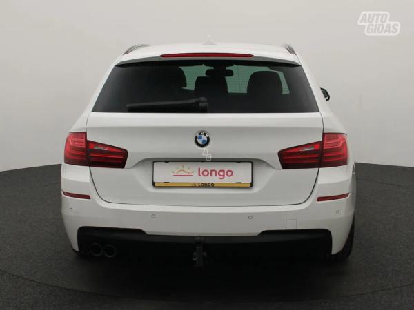 White BMW 530 2014 in Vilnius, with an engine capacity of 3.00 L and mileage of 247 thousand km for 12999 €, photo 5 on AUTOMOTO.COM.LV