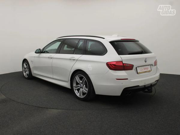 White BMW 530 2014 in Vilnius, with an engine capacity of 3.00 L and mileage of 247 thousand km for 12999 €, photo 7 on AUTOMOTO.COM.LV