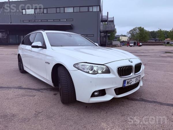 Balts BMW 530 2014 Rīga, ar dzinēja tilpumu 3.00 L un nobraukumu 245 tūkst. km par 12500 €, foto 4 vietnē AUTOMOTO.COM.LV