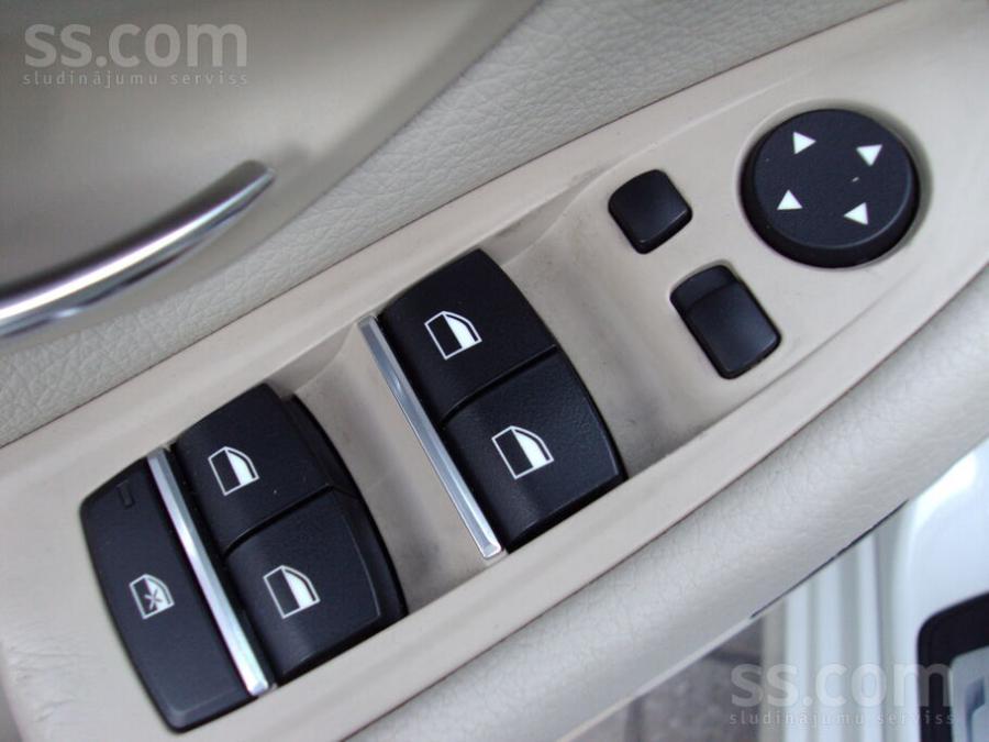 Balts BMW 530 2014 Rīga, ar dzinēja tilpumu 3.00 L un nobraukumu 218 tūkst. km par 13000 €, foto 14 vietnē AUTOMOTO.COM.LV