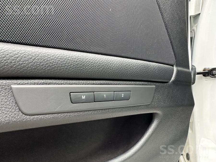 Balts BMW 530 2014 Cēsis, ar dzinēja tilpumu 3.00 L un nobraukumu 203 tūkst. km par 14500 €, foto 20 vietnē AUTOMOTO.COM.LV