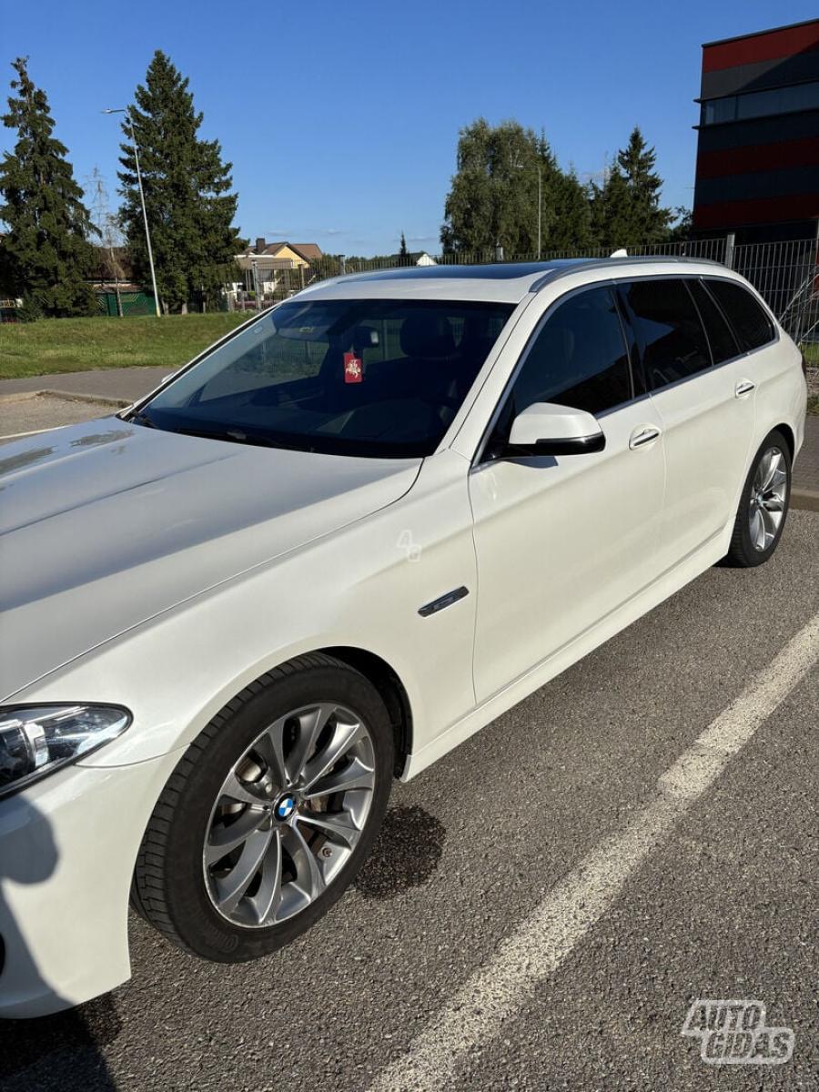 White BMW 530 2014 in Vilnius, with an engine capacity of 3.00 L and mileage of 218 thousand km for 14200 €, photo 4 on AUTOMOTO.COM.LV