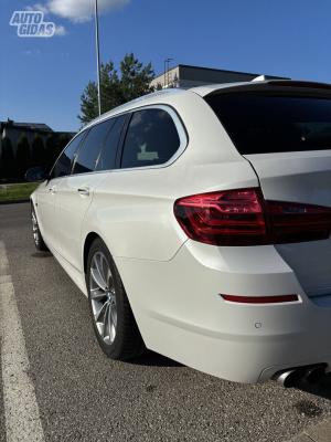 White BMW 530 2014 in Vilnius, with an engine capacity of 3.00 L and mileage of 218 thousand km for 14200 €, photo 13 on AUTOMOTO.COM.LV
