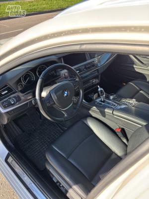 White BMW 530 2014 in Vilnius, with an engine capacity of 3.00 L and mileage of 218 thousand km for 14200 €, photo 18 on AUTOMOTO.COM.LV