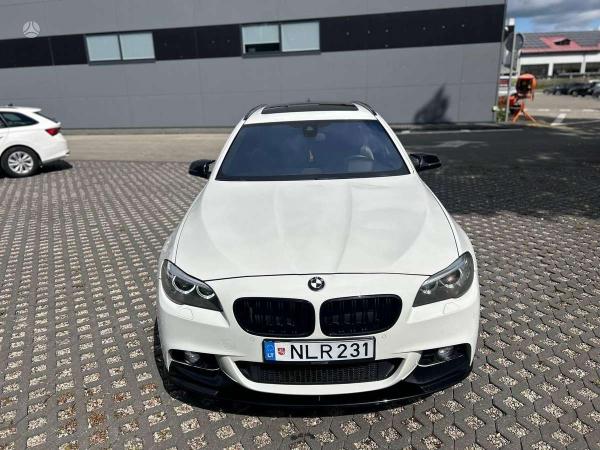 White BMW 530 2014 in Panevezys, with an engine capacity of 2.99 L and mileage of 277 thousand km for 11950 €, photo 6 on AUTOMOTO.COM.LV