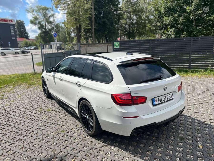 Balts BMW 530 2014 Panevēža, ar dzinēja tilpumu 2.99 L un nobraukumu 277 tūkst. km par 11950 €, foto 13 vietnē AUTOMOTO.COM.LV