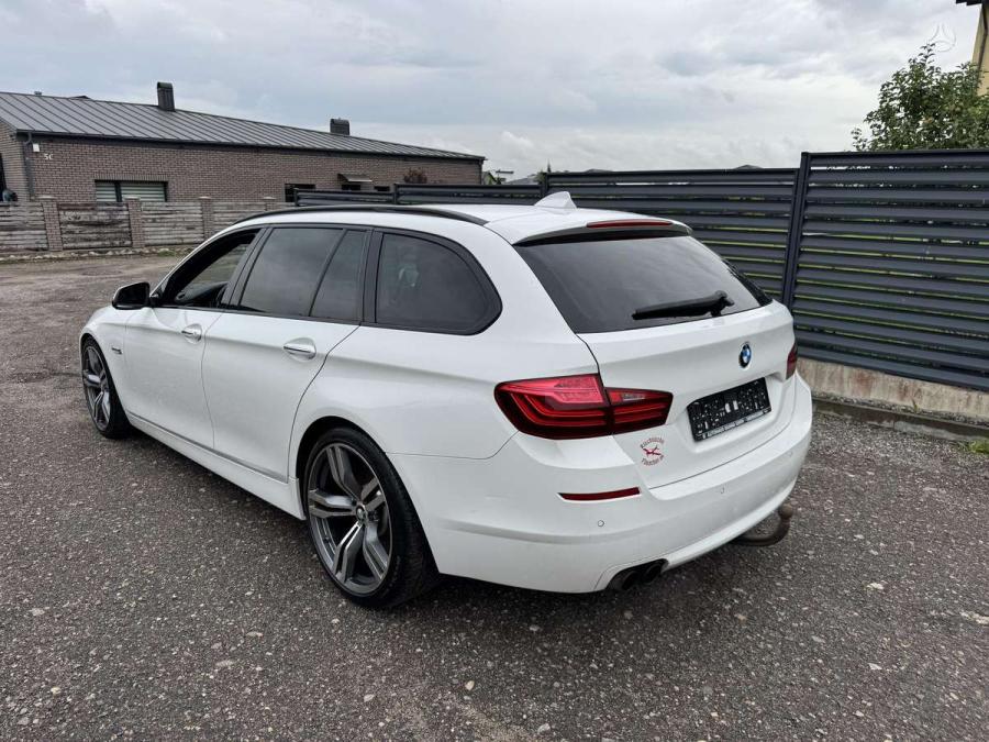 White BMW 530 2015 in Kaunas, with an engine capacity of 2.99 L and mileage of 369 thousand km for 6650 €, photo 4 on AUTOMOTO.COM.LV