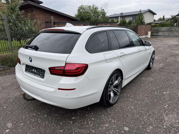 White BMW 530 2015 in Kaunas, with an engine capacity of 2.99 L and mileage of 369 thousand km for 6650 €, photo 4 on AUTOMOTO.COM.LV