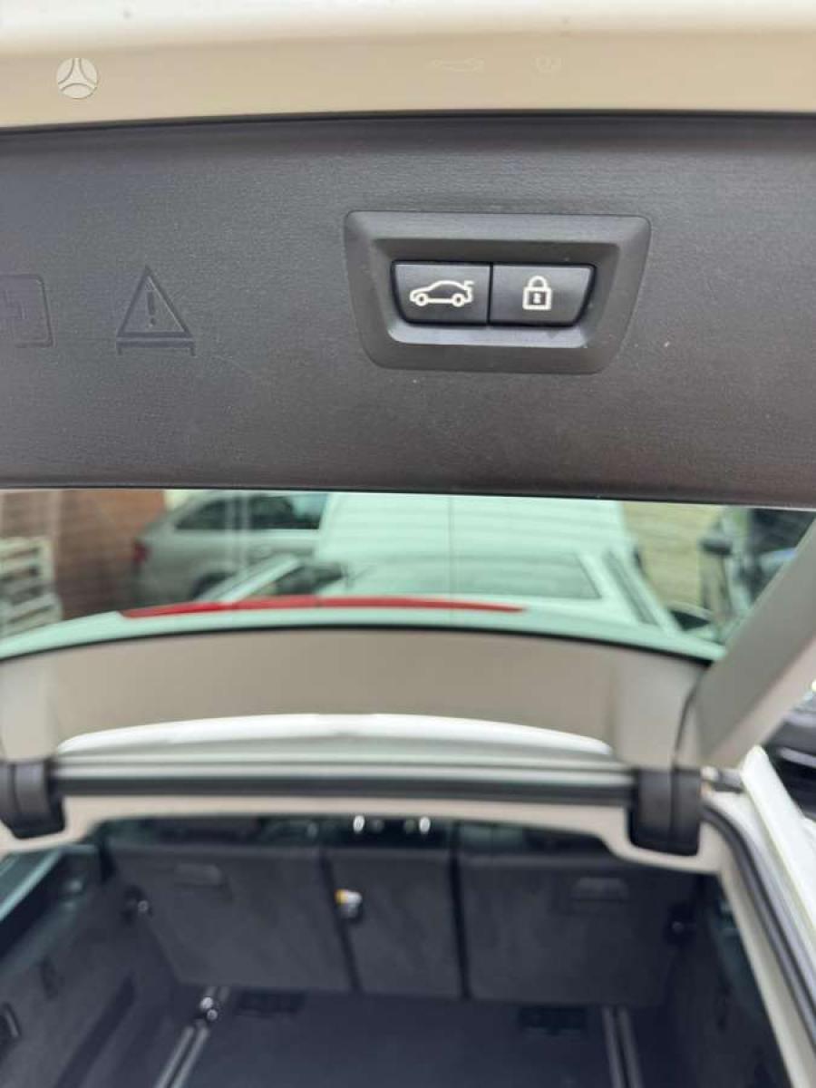 White BMW 530 2015 in Kaunas, with an engine capacity of 2.99 L and mileage of 369 thousand km for 6650 €, photo 12 on AUTOMOTO.COM.LV