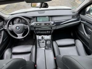 White BMW 530 2015 in Kaunas, with an engine capacity of 2.99 L and mileage of 369 thousand km for 6650 €, photo 32 on AUTOMOTO.COM.LV