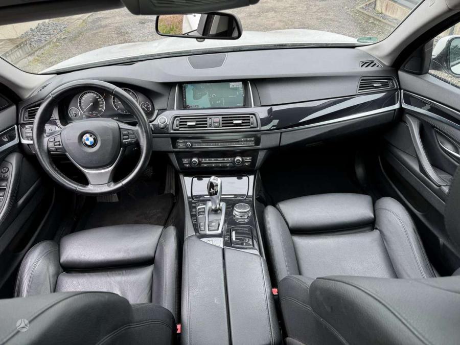 White BMW 530 2015 in Kaunas, with an engine capacity of 2.99 L and mileage of 369 thousand km for 6650 €, photo 32 on AUTOMOTO.COM.LV