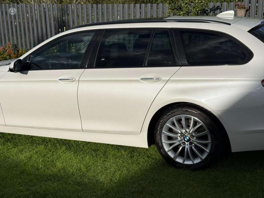 White BMW 530 2015 in Vilnius, with an engine capacity of 2.99 L and mileage of 269 thousand km for 10450 €, photo 8 on AUTOMOTO.COM.LV
