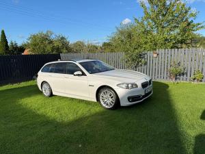 White BMW 530 2015 in Vilnius, with an engine capacity of 2.99 L and mileage of 269 thousand km for 10450 €, photo 27 on AUTOMOTO.COM.LV