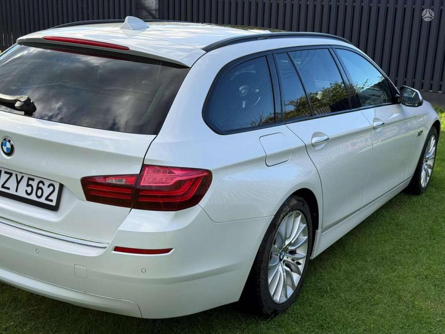 White BMW 530 2015 in Vilnius, with an engine capacity of 2.99 L and mileage of 269 thousand km for 10450 €, photo 31 on AUTOMOTO.COM.LV