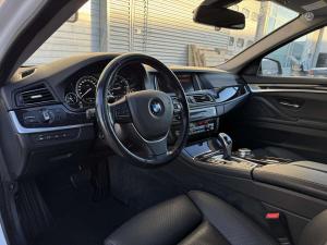 White BMW 530 2016 in Vilnius, with an engine capacity of 3.00 L and mileage of 258 thousand km for 13333 €, photo 11 on AUTOMOTO.COM.LV
