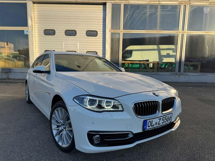 White BMW 530 2016 in Vilnius, with an engine capacity of 3.00 L and mileage of 258 thousand km for 13333 €, photo 33 on AUTOMOTO.COM.LV