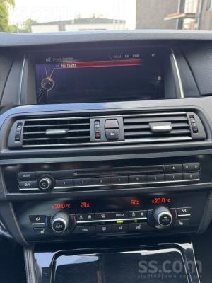White BMW 530 2016 in Jelgava, with an engine capacity of 3.00 L and mileage of 331 thousand km for 15900 €, photo 12 on AUTOMOTO.COM.LV