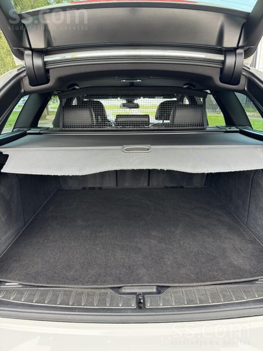 White BMW 530 2016 in Jelgava, with an engine capacity of 3.00 L and mileage of 331 thousand km for 15900 €, photo 18 on AUTOMOTO.COM.LV