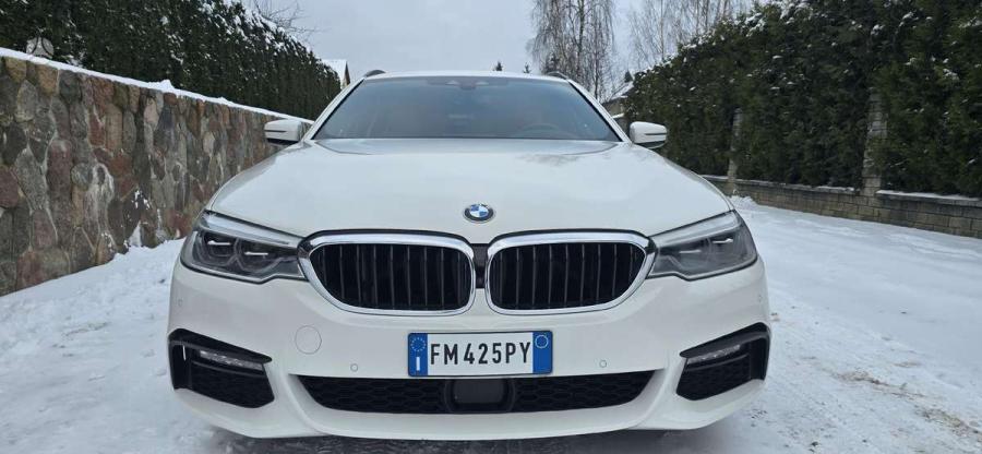 White BMW 530 2017 in Vilnius, with an engine capacity of 2.99 L and mileage of 343 thousand km for 17200 €, photo 1 on AUTOMOTO.COM.LV