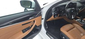 White BMW 530 2017 in Vilnius, with an engine capacity of 2.99 L and mileage of 343 thousand km for 17200 €, photo 12 on AUTOMOTO.COM.LV