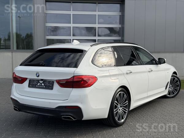 White BMW 530 2017 in Riga, with an engine capacity of 3.00 L and mileage of 272 thousand km for 20999 €, photo 8 on AUTOMOTO.COM.LV