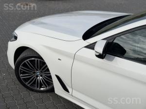Balts BMW 530 2017 Rīga, ar dzinēja tilpumu 3.00 L un nobraukumu 272 tūkst. km par 20999 €, foto 11 vietnē AUTOMOTO.COM.LV