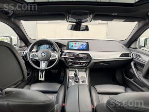 Balts BMW 530 2017 Rīga, ar dzinēja tilpumu 3.00 L un nobraukumu 272 tūkst. km par 20999 €, foto 13 vietnē AUTOMOTO.COM.LV