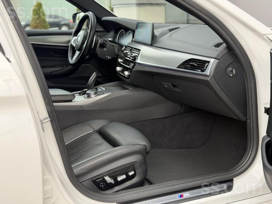 Balts BMW 530 2017 Rīga, ar dzinēja tilpumu 3.00 L un nobraukumu 272 tūkst. km par 20999 €, foto 17 vietnē AUTOMOTO.COM.LV