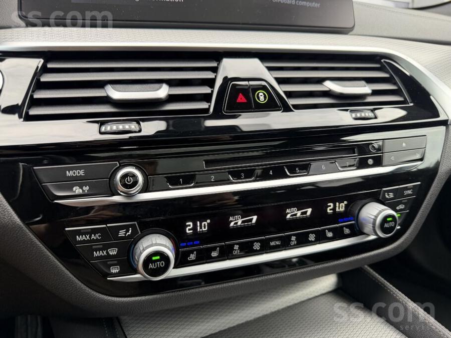 Balts BMW 530 2017 Rīga, ar dzinēja tilpumu 3.00 L un nobraukumu 272 tūkst. km par 20999 €, foto 22 vietnē AUTOMOTO.COM.LV