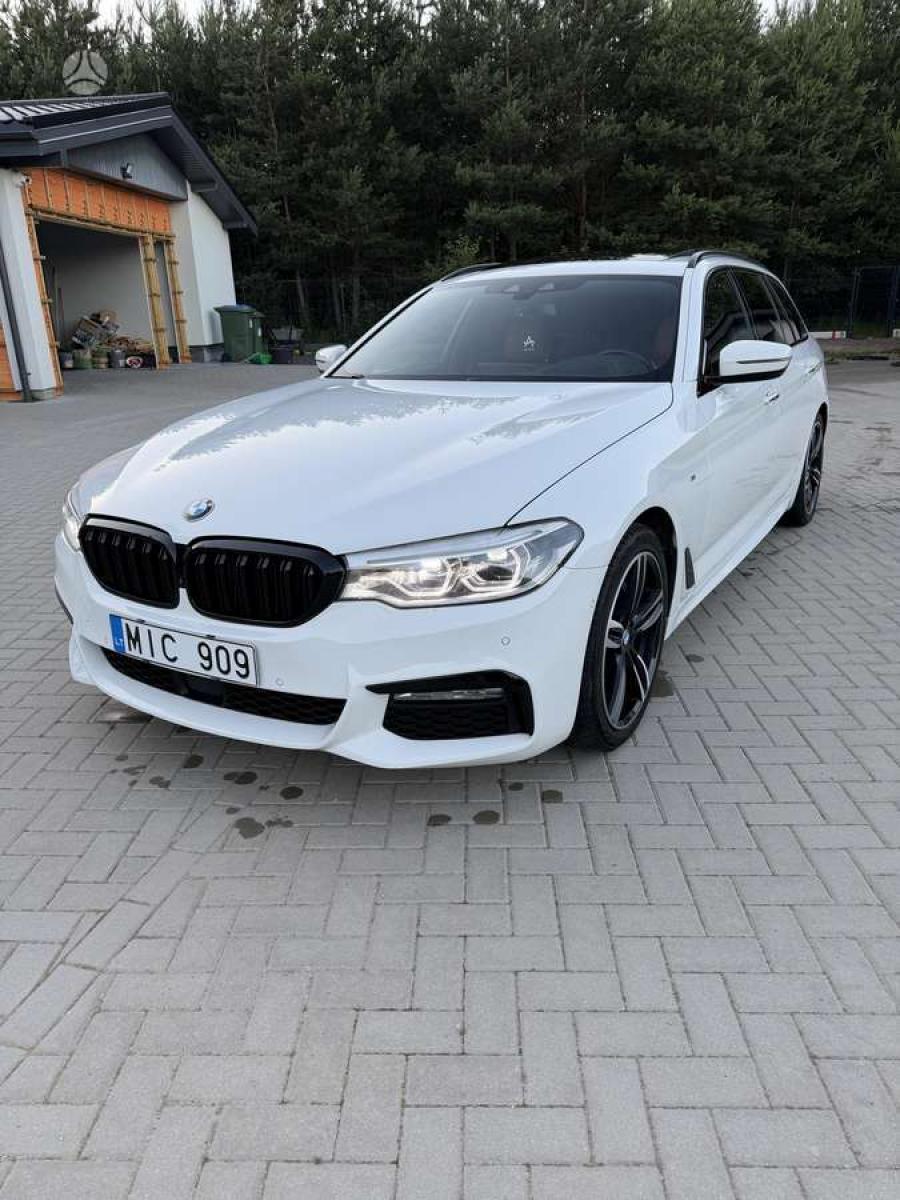 White BMW 530 2017 in Vilnius, with an engine capacity of 2.99 L and mileage of 350 thousand km for 19500 €, photo 3 on AUTOMOTO.COM.LV
