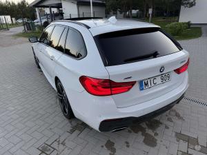 White BMW 530 2017 in Vilnius, with an engine capacity of 2.99 L and mileage of 350 thousand km for 19500 €, photo 10 on AUTOMOTO.COM.LV