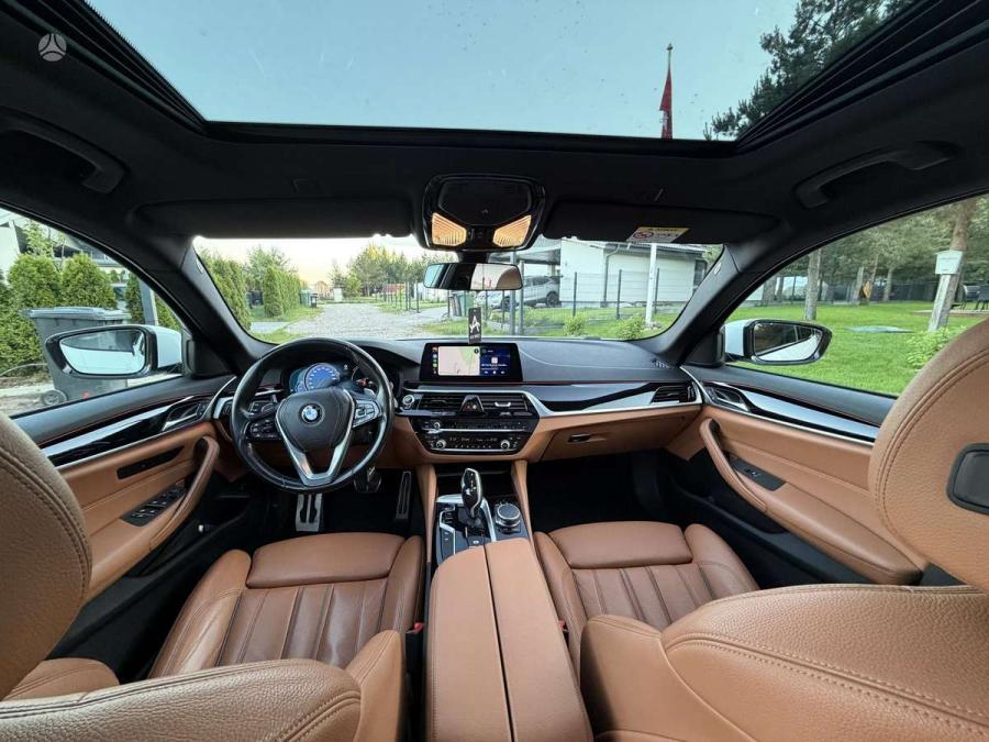 White BMW 530 2017 in Vilnius, with an engine capacity of 2.99 L and mileage of 350 thousand km for 19500 €, photo 13 on AUTOMOTO.COM.LV