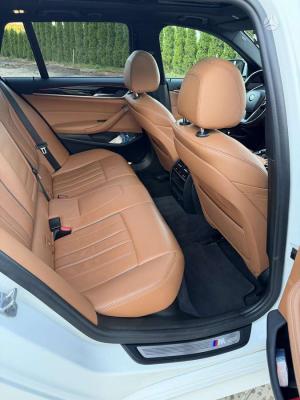 White BMW 530 2017 in Vilnius, with an engine capacity of 2.99 L and mileage of 350 thousand km for 19500 €, photo 17 on AUTOMOTO.COM.LV