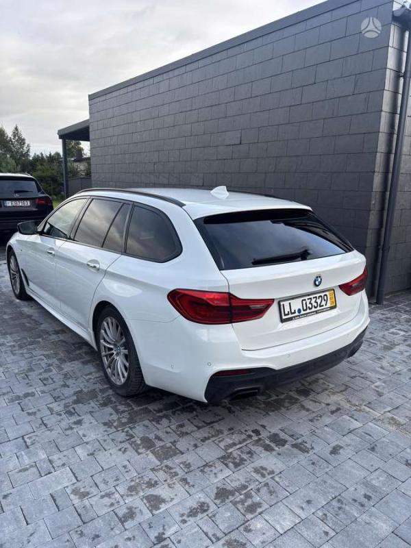 Balts BMW 530 2017 Viļņa, ar dzinēja tilpumu 2.99 L un nobraukumu 243 tūkst. km par 17250 €, foto 5 vietnē AUTOMOTO.COM.LV