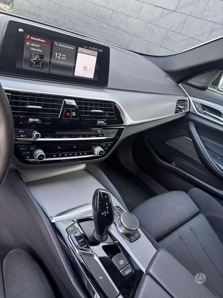 Balts BMW 530 2017 Viļņa, ar dzinēja tilpumu 2.99 L un nobraukumu 243 tūkst. km par 17250 €, foto 12 vietnē AUTOMOTO.COM.LV