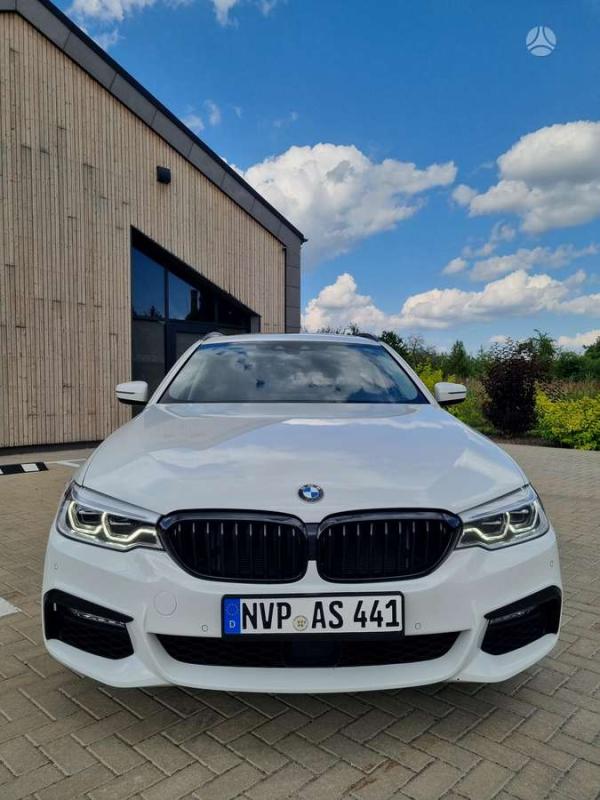 White BMW 530 2017 in Panevezys, with an engine capacity of 2.99 L and mileage of 210 thousand km for 18400 €, photo 6 on AUTOMOTO.COM.LV