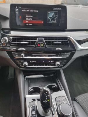 Белый БМВ 530 2017 в Паневежис, объемом двигателя 2.99 л и пробегом 210 тыс. км за 18400 €, фото 18 на AUTOMOTO.COM.LV