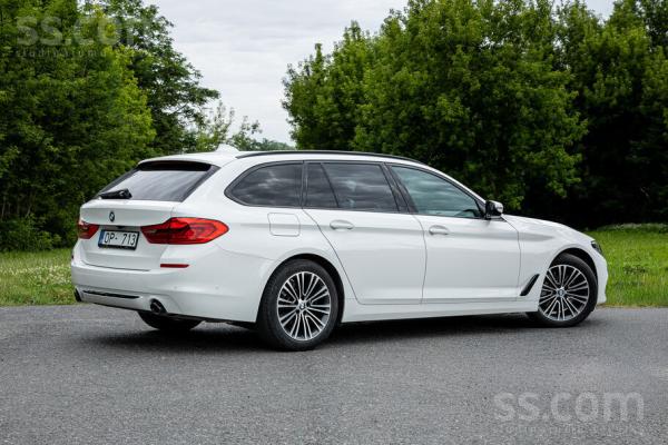 White BMW 530 2018 in Riga, with an engine capacity of 3.00 L and mileage of 164 thousand km for 20200 €, photo 4 on AUTOMOTO.COM.LV