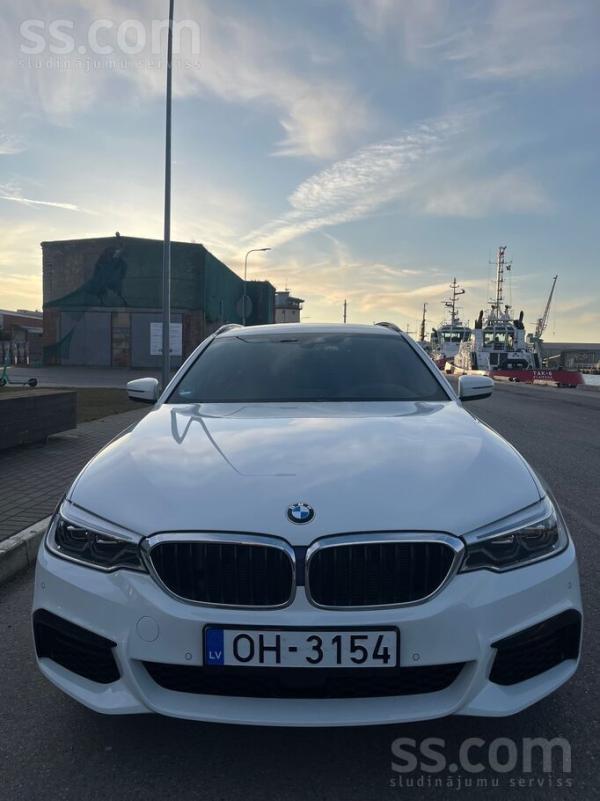 White BMW 530 2019 in Liepaja, with an engine capacity of 3.00 L and mileage of 162 thousand km for 26500 €, photo 2 on AUTOMOTO.COM.LV