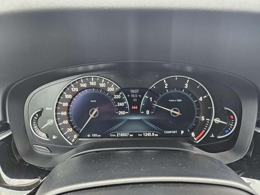 Белый БМВ 530 2019 в Каунас, объемом двигателя 2.99 л и пробегом 219 тыс. км за 18500 €, фото 14 на AUTOMOTO.COM.LV