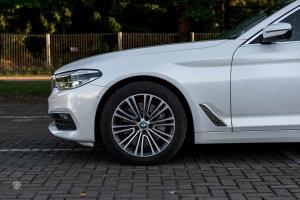 Balts BMW 530 2019 Viļņa, ar dzinēja tilpumu 2.99 L un nobraukumu 240 tūkst. km par 17600 €, foto 6 vietnē AUTOMOTO.COM.LV