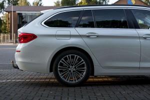 Balts BMW 530 2019 Viļņa, ar dzinēja tilpumu 2.99 L un nobraukumu 240 tūkst. km par 17600 €, foto 9 vietnē AUTOMOTO.COM.LV