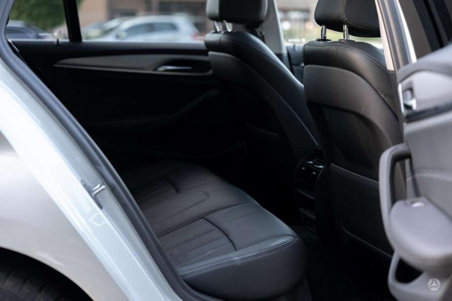 Balts BMW 530 2019 Viļņa, ar dzinēja tilpumu 2.99 L un nobraukumu 240 tūkst. km par 17600 €, foto 27 vietnē AUTOMOTO.COM.LV