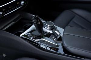 Balts BMW 530 2019 Viļņa, ar dzinēja tilpumu 2.99 L un nobraukumu 240 tūkst. km par 17600 €, foto 33 vietnē AUTOMOTO.COM.LV