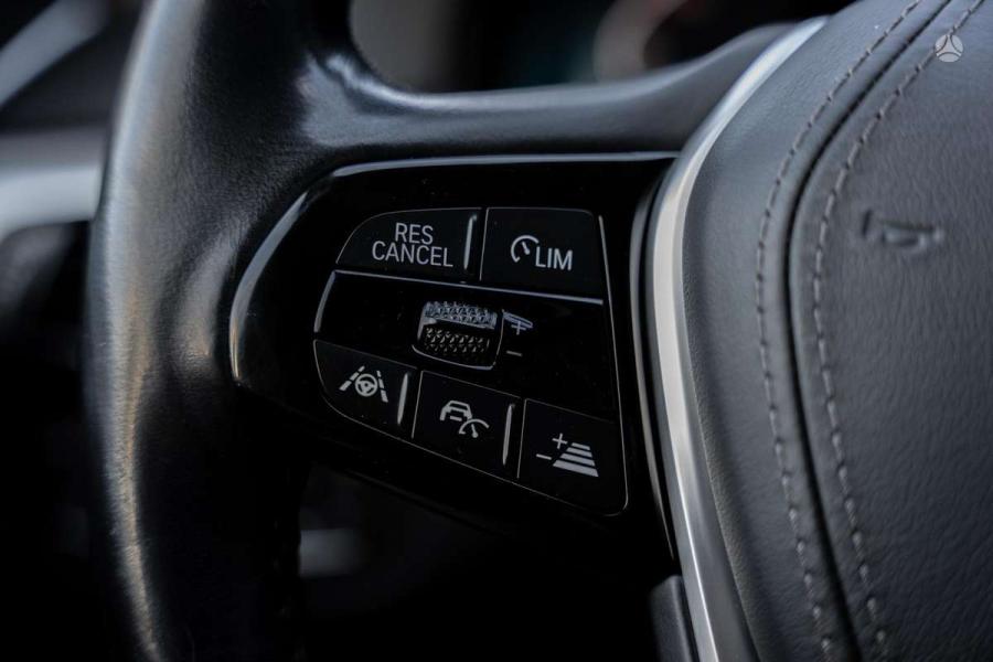 Balts BMW 530 2019 Viļņa, ar dzinēja tilpumu 2.99 L un nobraukumu 240 tūkst. km par 17600 €, foto 39 vietnē AUTOMOTO.COM.LV