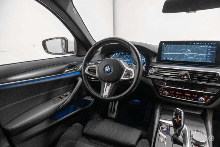 Balts BMW 530 2021 Viļņa, ar dzinēja tilpumu 2.00 L un nobraukumu 93 tūkst. km par 31900 €, foto 10 vietnē AUTOMOTO.COM.LV