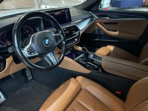 White BMW 530 2021 in Klaipeda, with an engine capacity of 3.00 L and mileage of 180 thousand km for 28955 €, photo 12 on AUTOMOTO.COM.LV